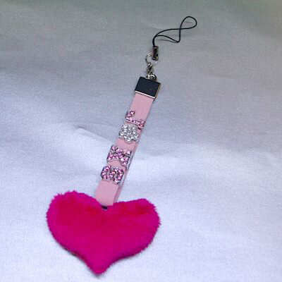 大きさ/約10cm（ストラップ部分除く）　