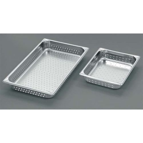 商品情報商品名：EBM 18-8 穴明ホテルパン補強重なり防止付 1/2 100mm寸法：幅325mm×奥行265mm×深さ:100・板厚:0.7・穴径:6お届け数（合計）：1内容積または内容量：5.9L商品コード：aa1-8846101配...