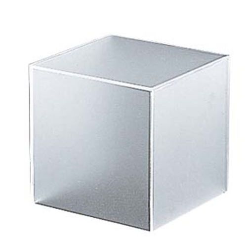 商品情報商品名：アクリルBOX 5面体(マット)30602 中メーカー型番：5676500JANコード：4904625750981入り数：1サイズ(外寸mm)：150×150×H150サイズ(内寸mm)：-重量：-材質：アクリル商品について...