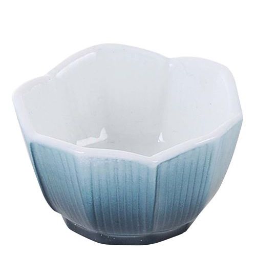 商品情報商品名：和食器コレクション 藍彩 桔梗型珍味鉢メーカー型番：8180980JANコード：4548170223219入り数：1サイズ(外寸mm)：φ57×H35サイズ(内寸mm)：-重量：-材質：磁器商品について●小鉢配送料について【...