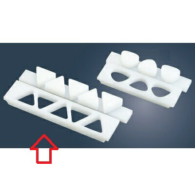 商品情報商品コード：aa1-0529200商品名：PE オニギリ型 押シ蓋付(A)関西型 5穴 小寸法：幅70奥行62高さ30お届け数(合計)：1材質・素材：高圧ポリエチレン(耐熱90℃)配送料について【ご注意】画面上の色はブラウザやご使用...