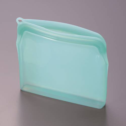 ■商品説明■商品名：シリコンジップストレージバッグFP010 900ml グリーンメーカー品番：7103-5302お届け数：1JANコード：4905001145247型番：ASTS102材質：プラチナシリコンサイズ：間口×奥行×高さ(mm)...