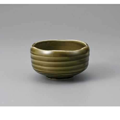 ■商品説明■商品名：よもぎ織部抹茶碗メーカー品番：378-159お届け数：1サイズ(cm)：口径12×7.3素材：陶器【配送料について】【ご注意】画面上の色はブラウザやご使用のパソコンの設定により実物と異なる場合があります。