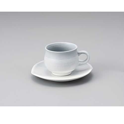 ■商品説明■商品名：グレー塗分コーヒー碗メーカー品番：543-319お届け数：1サイズ(cm)：口径7.7×6.7容量(cc)：200素材：磁器【配送料について】【ご注意】画面上の色はブラウザやご使用のパソコンの設定により実物と異なる場合が...