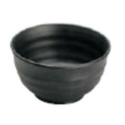 商品情報商品番号：0362030商品名：飯器 黒 大 M11-144サイズ/内容量/重量：直径135×75 / 容量：510ml / 重量：その他：～商品について～マイン「メラミンウェア」シリーズ陶器の風合いを出したメラミン食器です よく検...
