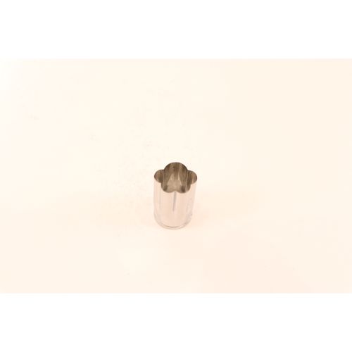 商品情報商品名：たかもりの生抜 福梅 中 #2メーカー品番：077129JANコード：4949362730339規格:中材質:18-8ステンレス生産地:日本商品特徴●イラストは実物大ですが、多少の誤差が生じる場合があります。●ステンレス製●...