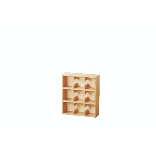 ■商品説明■天然木のやさしい風合いをそのままに生かしたナチュラルな展示用ボックスです。商品ディスプレイや、インテリアとして部屋のアクセントになります。仕切の一部を空けることで、陳列品が取り出しやすく少しはみ出るようなものも陳列が可能です。商...