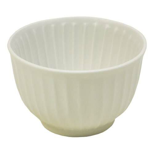 ■商品説明■商品名：SOGI ぐいのみ 白マットメーカー：ヤマコーメーカー品番：21-270-12外形寸法：幅口径7,2×4,6cm(mm)お届け数：1商品コード：79719【配送料について】【ご注意】画面上の色はブラウザやご使用のパソコン...