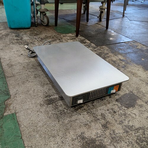 ■ 商品概要 ■商品名：HOT&COLDプレート外形寸法：W360×D560×H110(mm)メーカー：ホシザキ型式：HCP-5636-4A年式：2020年製電源：単相100V 50/60Hz共用コンセントプラグ：あり消費電力：180/23...