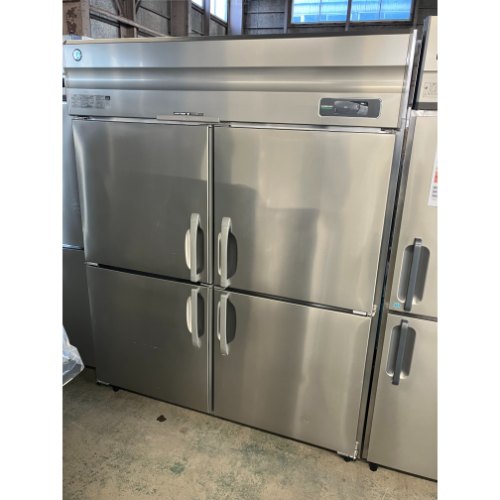 ■ 商品について ■小傷、擦り傷が見られるが大きな欠点もなく程度がよい■ 商品概要 ■商品名：冷凍冷蔵庫 2凍2蔵外形寸法：W1500×D800×H1910(mm)メーカー：ホシザキ型式：HRF-150AF3-1年式：2022年製電源：三相...