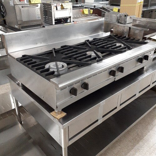 ■ 商品概要 ■商品名：卓上ガスコンロ外形寸法：W1200×D750×H410(mm)メーカー：フジマック年式：不明ガス種：都市ガス【12A・13A】※ガス機器の接続は最寄りの専門業者へご依頼下さい。付属品：写真の通り説明書：写真の通り保証...