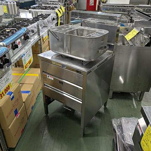 ■ 商品概要 ■商品名：ガス一槽フライヤー外形寸法：W550×D600×H800(mm)メーカー：タニコー型式：TGFL-55C年式：2021年製ガス種：都市ガス【12A・13A】※ガス機器の接続は最寄りの専門業者へご依頼下さい。ガス消費量...