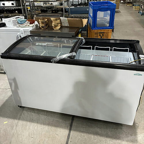 ■ 商品概要 ■商品名：冷凍ショーケース外形寸法：W1435×D606×H842(mm)メーカー：テンポスオリジナル型式：TBSC-263F年式：2025年製電源：単相100V 50/60Hz共用コンセントプラグ：あり消費電力：220/25...