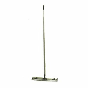 ★床面フィットでホコリ・髪の毛を効率良く捕集！ 床に接地する部分にクッション性のある素材を使用。 床面にもフィットしてホコリをスムーズに除去します。 軽く押しがけするだけで、床面の砂、ホコリや汚れを効率よく補集できます。 ---------...