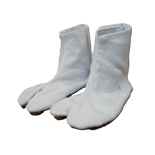 地下足袋 丸五 こども祭り縫付A 14.0〜21.5cm 白 マジック ■子供用の祭り足袋です。 ■ハゼの部分がマジックテープ。 ■中敷にクッションを入れて、歩きやすくなりました。 ■22.0〜25.0cmは別ページにあります。 カラー：白...