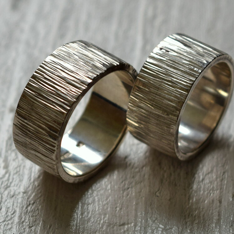 ギフト対応 ■ 商品説明 オーダーを頂いてから、職人が地金から一つずつ手作りする本格派ハンドメイドです。 名前や記念日などの刻印を無料でお入れいたします。 ■刻印 ・【リング内側刻印】20文字(日本語12文字)まで ※ご購入手続きの備考に入...