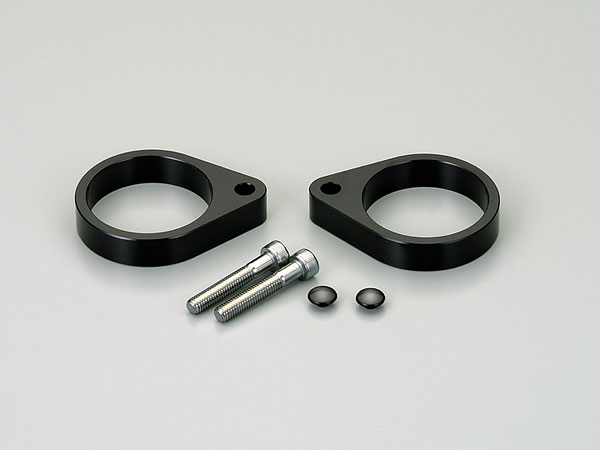 ●アルミ合金削り出し 内径φ43mm ソケットボルトCAP付き ノーマル比12mmアップ ノーマルケーブル類でまま取付可能 ■適合車種 YZF-R6（99-04）正立フォーク車 ※この商品はお取り寄せとなります。商品出荷の目安はご注文日より...