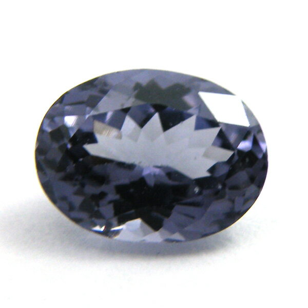 アイオライト(Iolite/Cordierite) の限定ルースです。 鑑賞もよし、リングやペンダントに仕立ててお楽しみください。 商品番号:st-so-34 素材:アイオライト(Iolite/Cordierite) 商品名:ルース/オーバ...