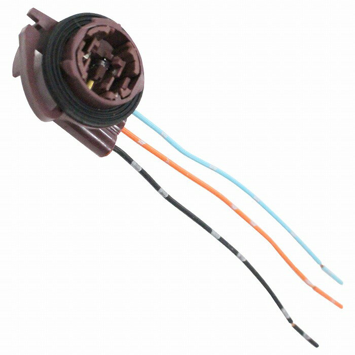アメ車などに使われる3156と3157バルブの両方に対応したソケットです。ソケット固定爪は3箇所タイプになります。ハーネス付きですので、加工品などにお勧めです。ツメ部分は汎用となりますので、そのまま取り付けができない場合はツメ部分を削るなど...