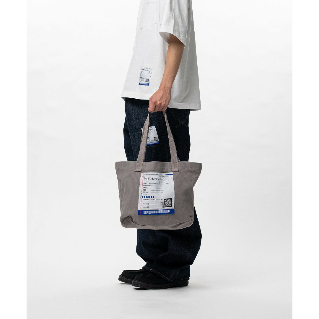 当店はin・stru(men-tal).の正規取扱店です 【ブランド概要】 in・stru(men-tal). イン・ストル (メンタル)は、メゾン ミハラヤスヒロを手掛けるデザイナー・ミハラヤスヒロが提案するコレクションライン。 デザイン...