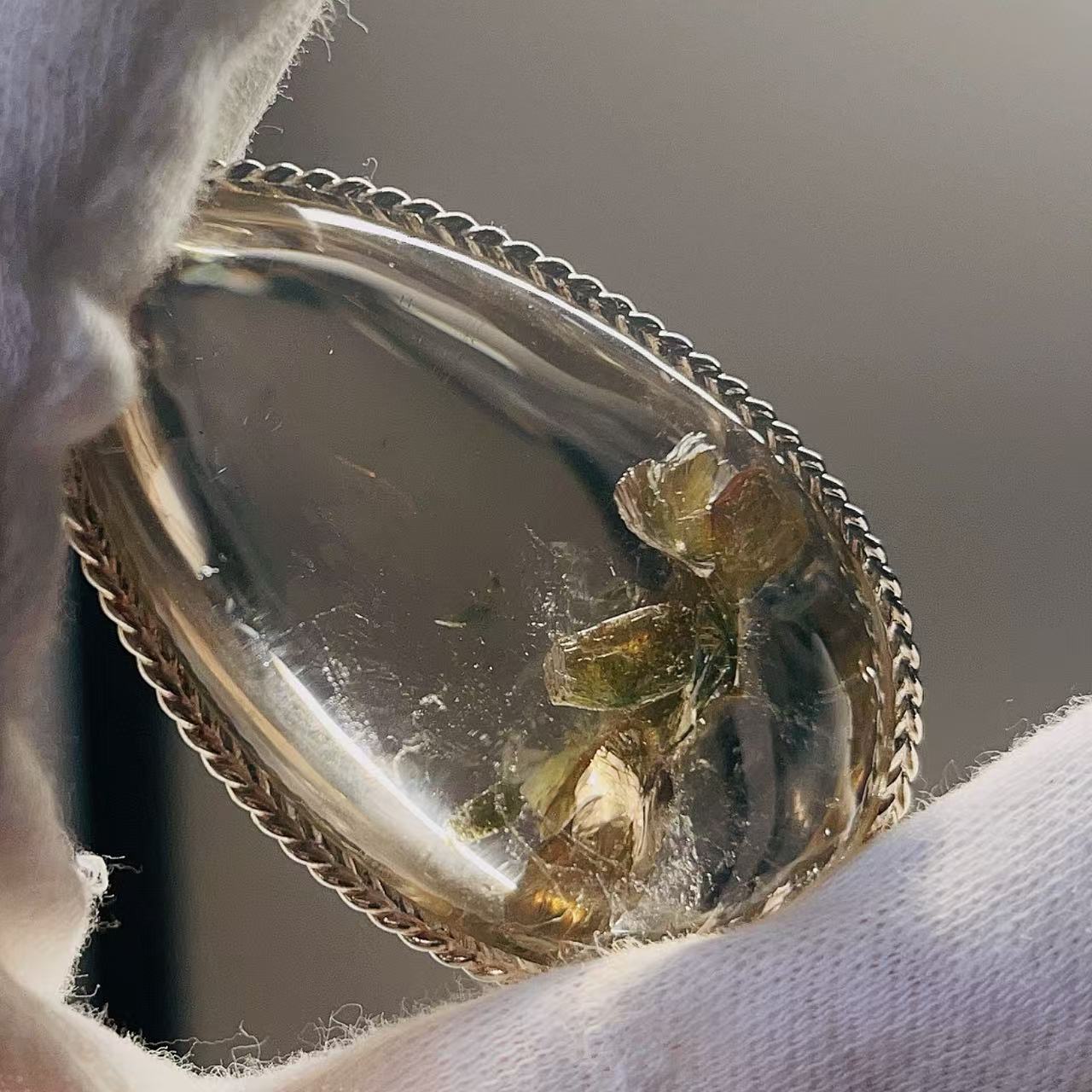 商品情報商品名天然石 大！ハイクオリティ 大 トルマリン イン クォーツ ペンダント Silva925サイズ約57.9×34.6×23.7mm (金具含む)産地ブラジル商品説明透き通る本水晶♡キレイなトルマリンが内包されています✨内包物が水...