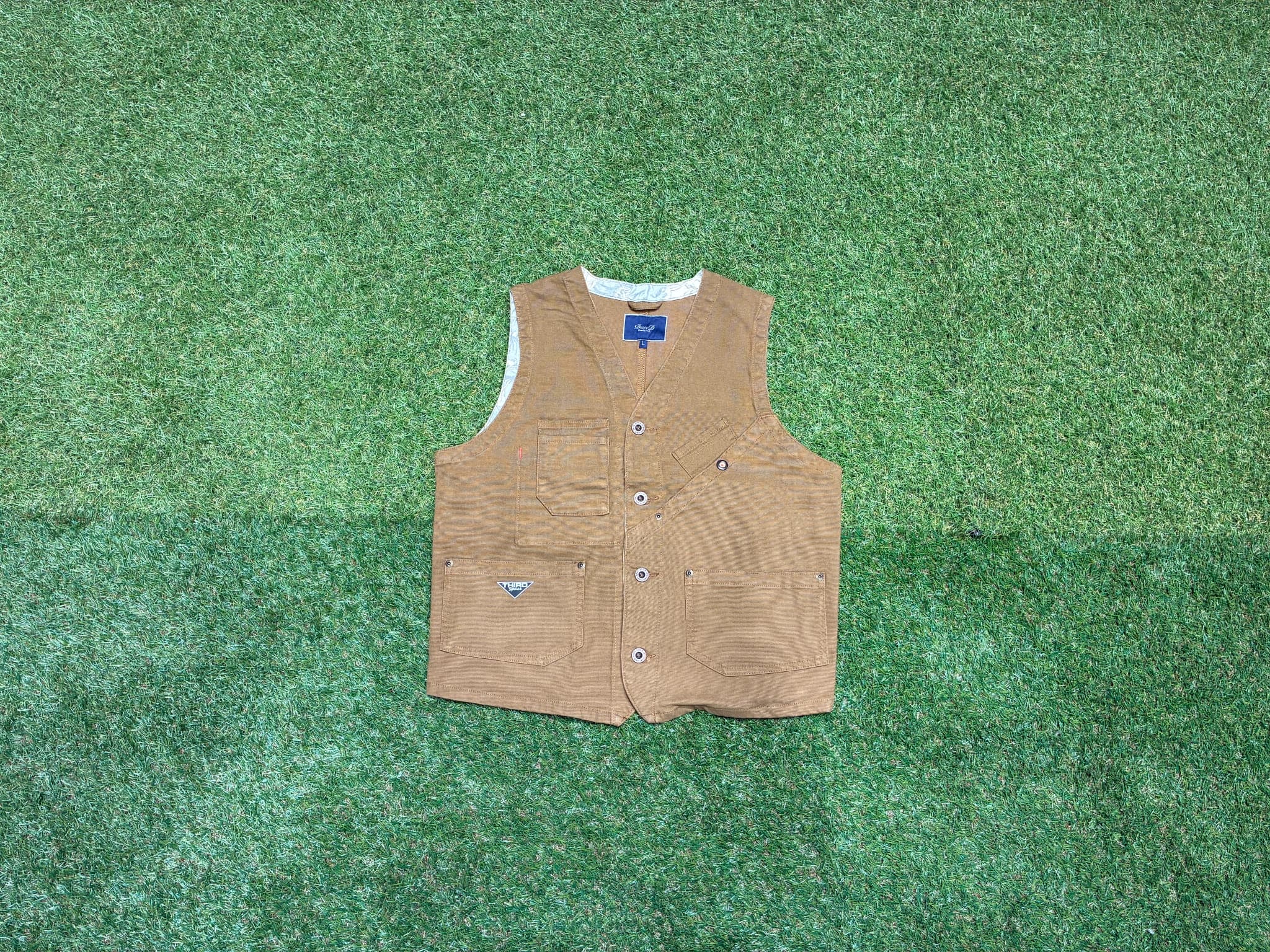 【SALE 40％OFF】 THIRD Space ワークベスト ストレッチ機能 ヴィンテージ加工 秋冬 ライトブラウン アーミー 全2色 送料無料 【SALE 40％OFF】 無骨さと洗練を纏うTHIRD Spaceオリジナルデニムベスト。 5