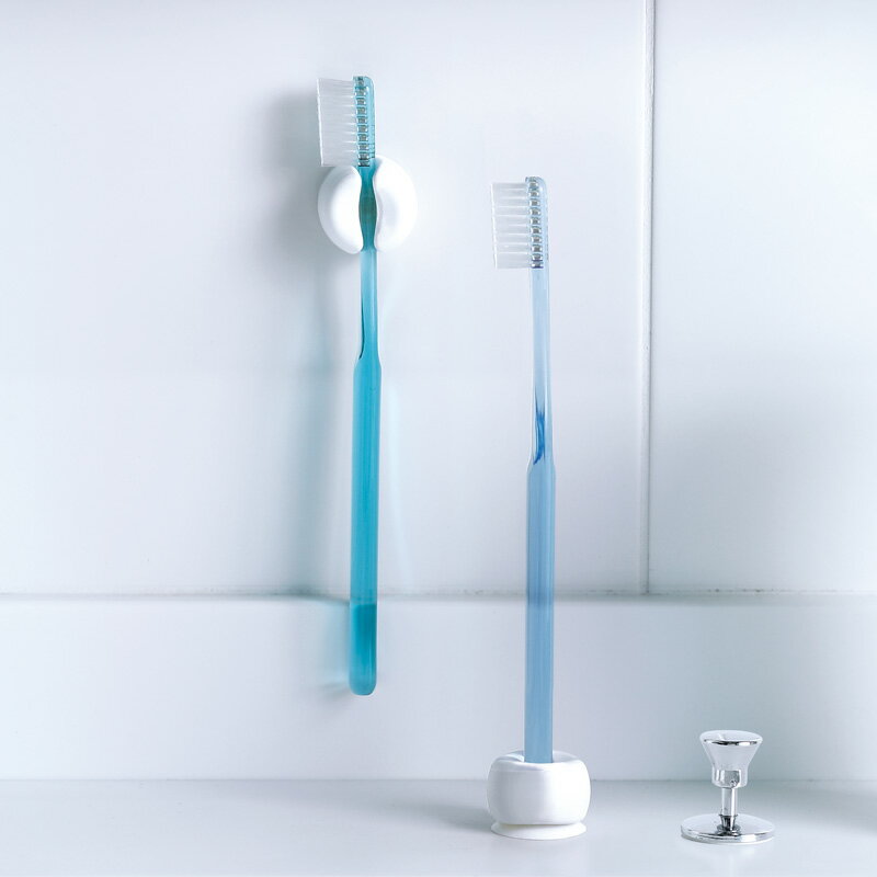 材質詳細／ ●材質：塩化ビニル樹脂 ●サイズ：約Φ28×22mm ●耐熱温度：70℃ ご注意/ *火のそばや高温になるところには置かないでください。 *取り付け面と吸盤部分の汚れ・水分・油分等をキレイに拭き取ってから吸着させてください。 *...