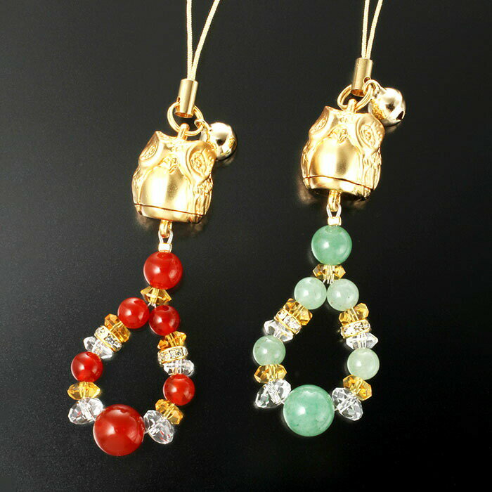 ＜材質＞ふくろうパーツ：25x17x16mm （真鍮）白水晶：8x4mm （カット）×2、6x3mm （カット）×2黄水晶：6x3mm （カット）×5ロンデル：6x3mm ×2（真鍮・ラインストーン）鈴：8mm ×1（鉄）赤メノウ、アベンチ...