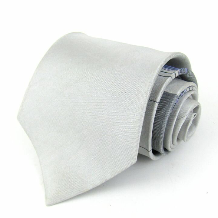 【状態追記】 --- 【付属品】 なし / 商品サイズ (こちらのサイズ表記は平置き採寸のサイズです。) 表記サイズネクタイ全長大剣幅小剣幅 ---約146cm約10cm約4cm サイズガイドはこちら /商品詳細 ブランド名 Calvin ...