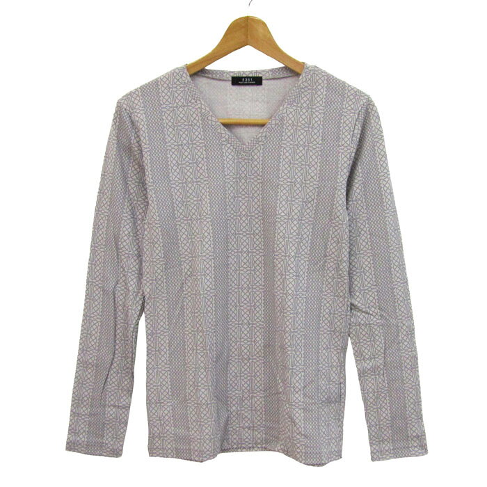 【状態追記】 --- 【付属品】 なし / 商品サイズ (こちらのサイズ表記は平置き採寸のサイズです。) 表記サイズ肩幅着丈身幅袖丈 1約37cm約64cm約40cm約62cm サイズガイドはこちら /商品詳細 ブランド名 5351 POU...