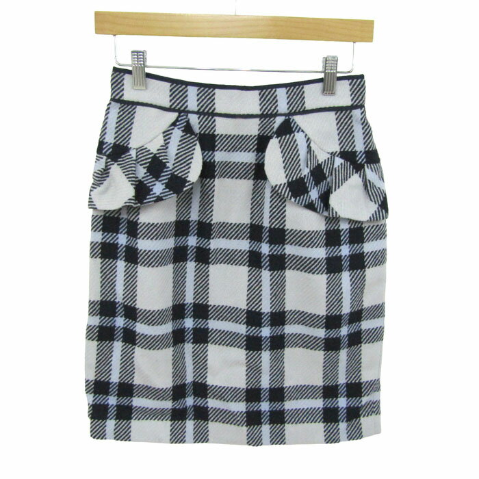 【状態追記】 --- 【付属品】 なし / 商品サイズ (こちらのサイズ表記は平置き採寸のサイズです。) 表記サイズ総丈ウエストヒップ 2約52cm約66cm約46cm サイズガイドはこちら /商品詳細 ブランド名 Rirandtureリラ...