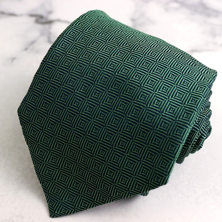 【状態追記】 --- 【付属品】 なし / 商品サイズ (こちらのサイズ表記は平置き採寸のサイズです。) 表記サイズネクタイ全長大剣幅小剣幅 ---約-cm約8.5cm約-cm サイズガイドはこちら /商品詳細 ブランド名 KAMAKURA...