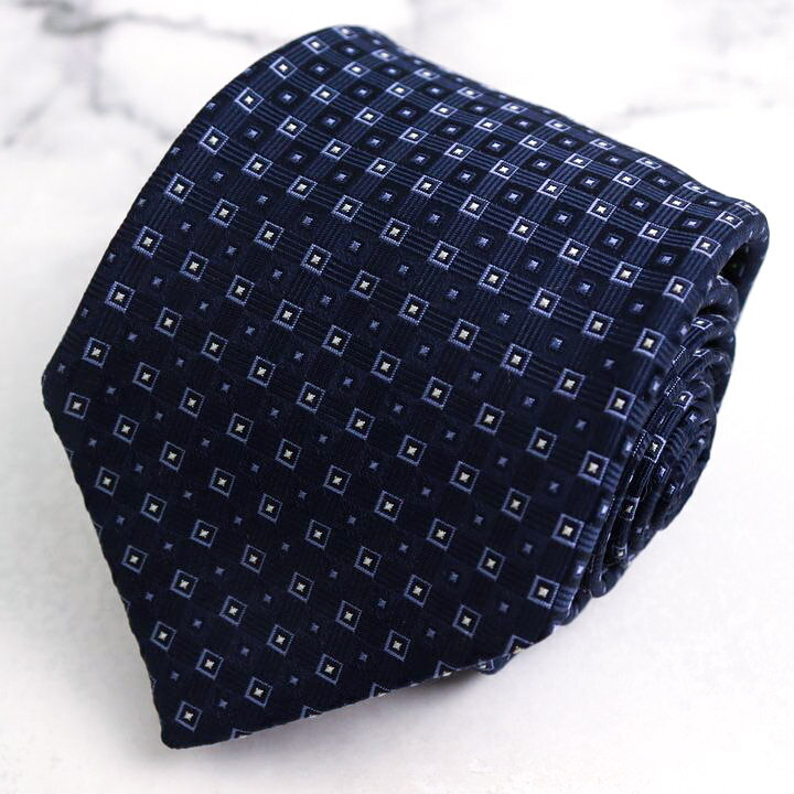 【状態追記】 --- 【付属品】 なし / 商品サイズ (こちらのサイズ表記は平置き採寸のサイズです。) 表記サイズネクタイ全長大剣幅小剣幅 ---約-cm約8cm約-cm サイズガイドはこちら /商品詳細 ブランド名 DURBANダーバン...