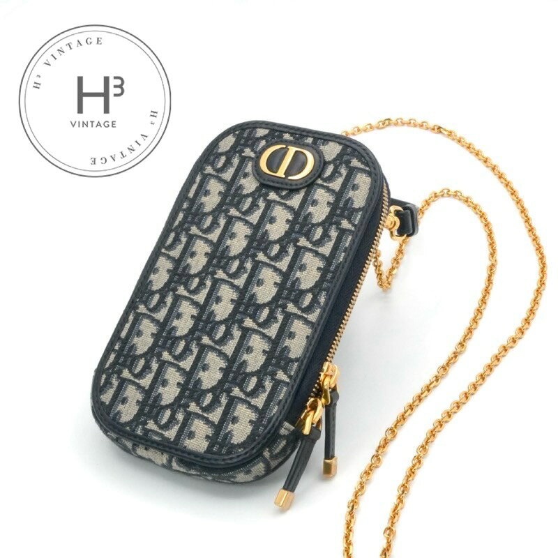 商品詳細 管理番号 M14432 ブランド クリスチャンディオール/CHRISTIAN DIOR 型番/品番 S2114UTZQ_M928 素材/重量 コットン カーフスキン サイズ 横約10.5cm×縦18cm カラー ネイビー ゴールド...