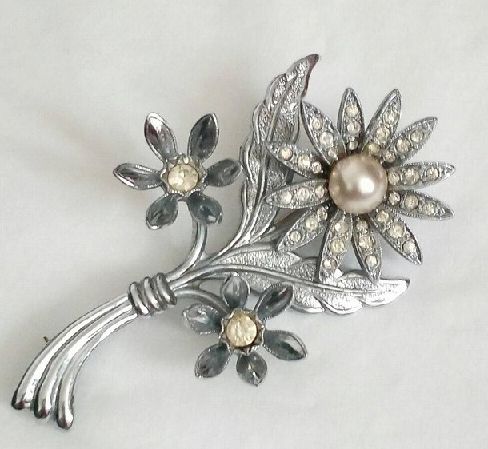 大きさ 横4cm　縦7cm 状態 概ね良いコンディションです。 コメント