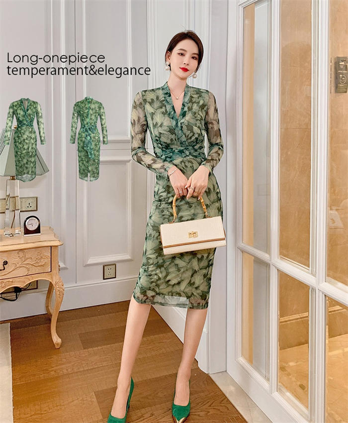 商品の詳細内容ワンピース素材ポリエステル生産国中国カラー写真通りサイズ(単位:cm)S/M/L/XL商品について※サイズ表記は目安です。若干の誤差がある場合がございます。※製造中(縫製、染色など)により商品において色味や柄、サイズに若干の誤...