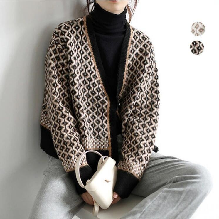 ■商品名：カーディガン■素材：アクリル■サイズ：F　着丈55　バスト126　袖丈60(平置き採寸となりますので、2-4cmの誤差につきましてはご容赦ください。)■カラー：黒チェック　ベージュチェック■生産国:中国■商品名：カーディガン■素材...