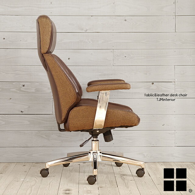 ◆ハイバックデスクチェア　WP CHAIR ■商品説明 座部側面にはファブリック生地を、着座部分と背面には 同系色のレザーを張り込んだガス圧式のデスクチェアです。 デザインは派手な装飾等を施すことなく落ち着いた佇まいに。 頭付近まで高さのあ...
