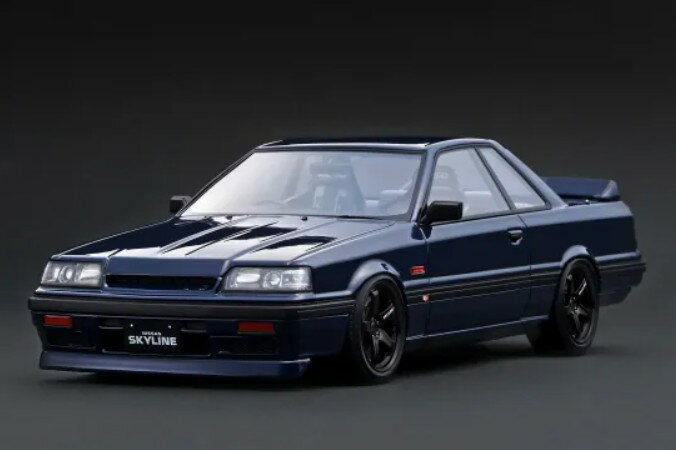 【商品説明】 Skyline GTS-R (R31)」を1/18スケールレジンモデルで再現。LMGT4 18インチホイール(ブラック）にローダウン仕様。純正フロントリップスポイラー、純正リヤスポイラー、デュアルマフラー、大型ブレーキキャリパ...