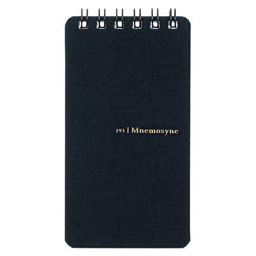●規格：A7変型判 ●罫種類：5mm罫×18行 ●中紙枚数：50枚 ●外寸：縦115×横60mm ●材質：表紙＝PP，中紙＝筆記用紙，リング＝スチール ●ミシン目入