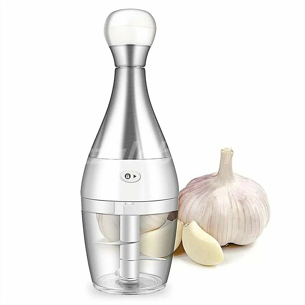 【最新のデザイン】：機械の中にばねがあります。軽く押すと、食べ物をかき混ぜることができます。このみじん切り器は使いやすいなので、手が疲れません。同時にキッチンに多くの楽しみを増やしました。【ステンレスの材質&三枚刃】：耐腐食 耐酸化 清潔し...
