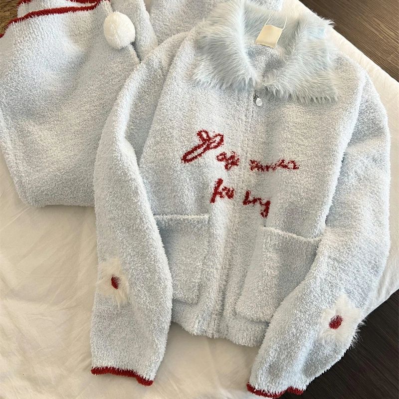 💤【商品名】韓系 シンプル ロゴ入り 半面フリース パジャマ レディース 秋冬用 加厚 加絨 家居服 上下セット ラウンドネック ライン入り ランダムロゴデザイン🍁【商品説明】🌸【韓国風シンプ...