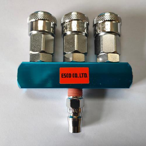 仕様：●型:20型●使用圧力:1.5MPa●材質:合金●連数:3連●サイズ:96(W)×19(D)×104(H)mm●ワンプッシュ型●プラグをソケットに押し込むだけで簡単に接続できます。商品画像に関する注意事項：●画像に数字等の情報が入って...