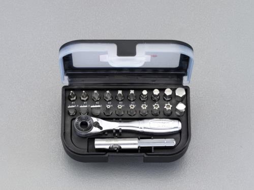 仕様：●メーカー:TONE●型番:BRS20●:22点セット ラチェットハンドル:88mm×1本(1/4”Hexメス) ビットエクステンション:60mm×1本 +ビット:#1・#2・#3×各2本 -ビット:5.5mm・6.0mm・8.0mm...