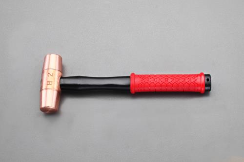 仕様：●メーカー:オーエッチ工業●型番:FH-40LT●用途:ジグの取付け、機械の修理、金型作業に●全長:375mm●頭サイズ:φ38×133mm●頭重量:1600g●全重量:1800g●材質:頭:銅、柄:ポリプロピレン(2重成形)●ヘッド...