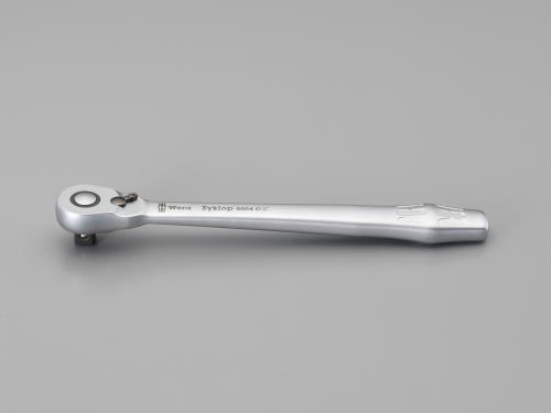 仕様：●メーカー:Wera●型番:004064●シリーズ:Zyklop(サイクロップ)●商品名:8004Cサイクロップメタルラチェット●ギア数:72歯●差込角:1/2”●全長:281mm●ロッキング式●左右切替式商品画像に関する注意事項：●...