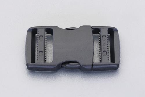 仕様：●材質:プラスチック●サイドリリースタイプ●適用バンド幅(A):25mm●サイズ(B×C×D):34×76×11mm商品画像に関する注意事項：●画像に数字等の情報が入っている場合は、　品番末尾が対象商品の画像となります。