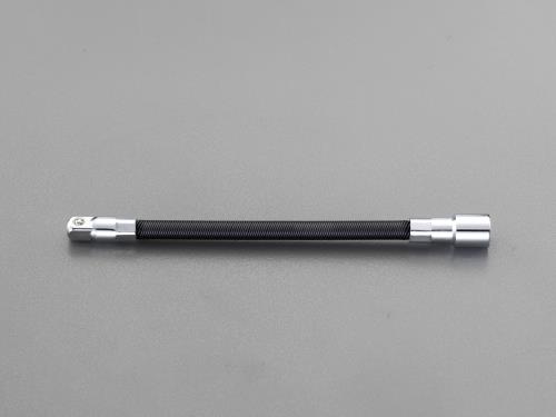 仕様：●メーカー:SATA●型番:12922●差込角:3/8”●全長:200mm●重量:113g●軸部分が動くため、奥まった狭い箇所への使用に最適です。商品画像に関する注意事項：●画像に数字等の情報が入っている場合は、　品番末尾が対象商品の...