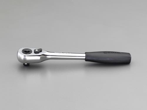 仕様：●メーカー:SATA●型番:13972●差込角:1/2”●全長:250mm●送り角:6°●重量:580g●ギア数:60歯●ロッキング式●左右切替式商品画像に関する注意事項：●画像に数字等の情報が入っている場合は、　品番末尾が対象商品の...