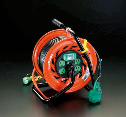 仕様：●メーカー:日動工業●型番:RZ-EB30S●電線仕様:VCT2.0mm2×3心●許容電流:22A(※ケーブルの能力値)●漏電感度電流:15mA●コンセント数:3+4個●コンセント定格:2P・15A・125V 接地付●コード長:1次側...